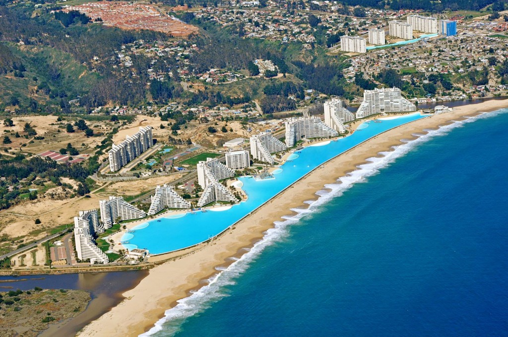 12 of the World's Most Beautiful Exotic Swimming Pools | DailyForest