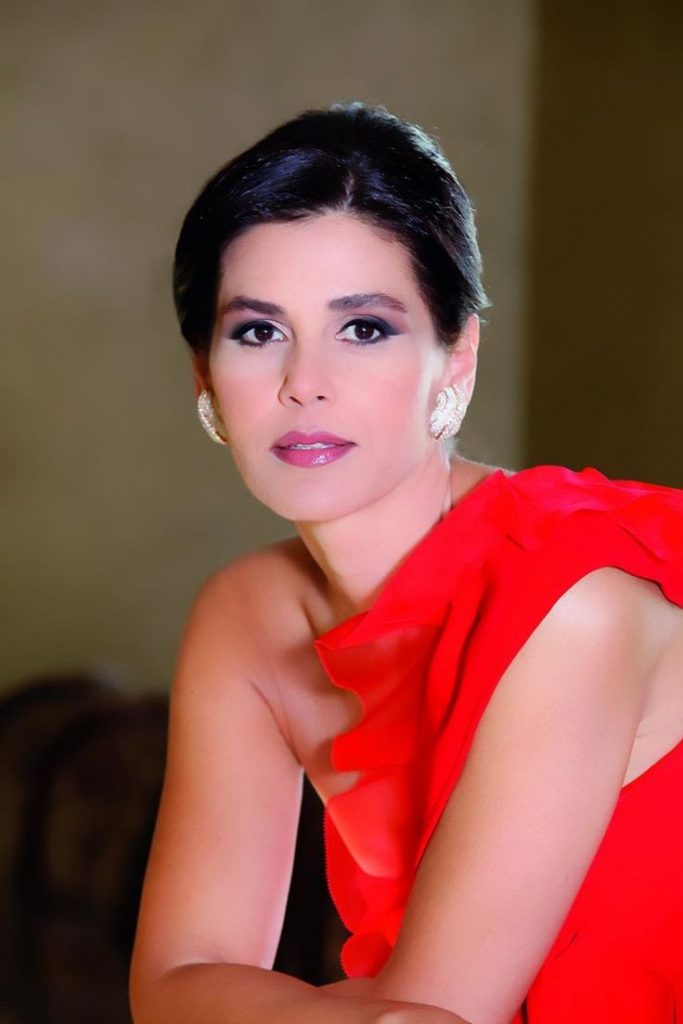 The Most Gorgeous Female Politicians | DailyForest